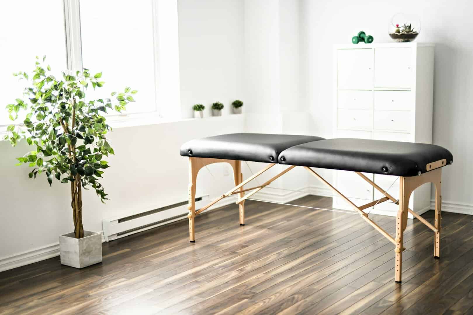 First Line Physiotherapy, ON, Toronto - Physiotherapy | Painhero.ca