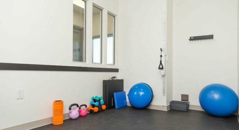 Synergy Rehab - Cedar Hills, Surrey, BC - Physiotherapy | Painhero.ca