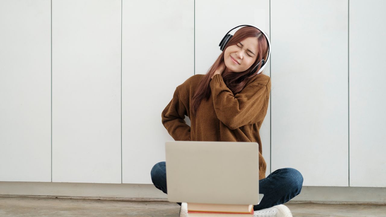 Text Neck Syndrome: A Growing Concern in the Digital Age