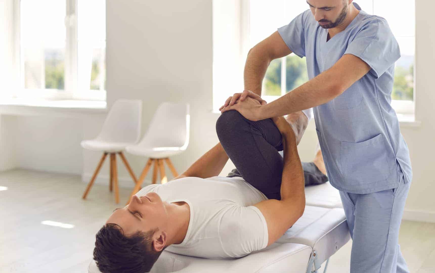 What Types of Treatment Does a Physiotherapist Offer